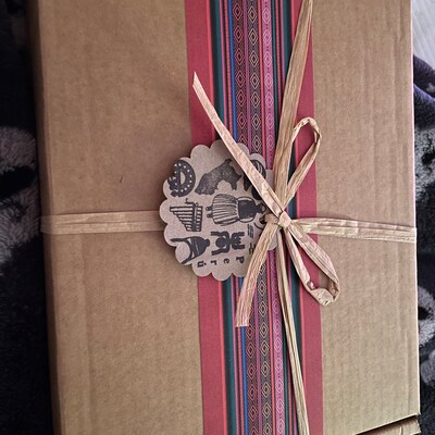 Peruvian Candy Box With Assortments Cookies Chocolates Candies ...