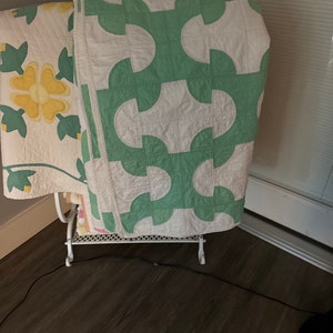 Glorious Yellow and Light Cream flower Bouquet Quilt - Etsy