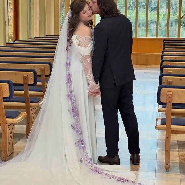 Wedding Veil Full Lace Trimming Lavender Floral Lace Veil Purple Violet ...