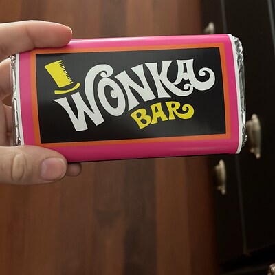 Willy Wonka Chocolate Bar Wrapper & Golden Ticket-cupcake Wrappers 12 ...