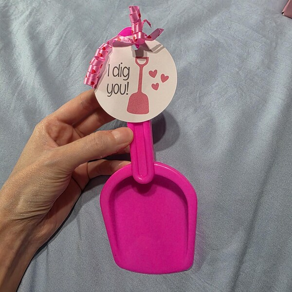 Valentine Treat Shovels - Classroom Treat - Gift - Party Favor - Candy ...