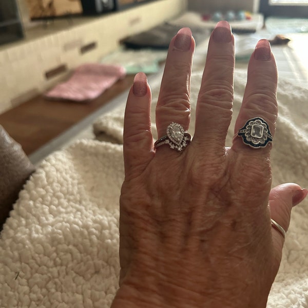 Vintage Pear Moissanite Engagement Ring Set - 14K Gold Delicate Halo ...