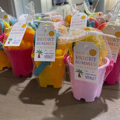 Custom Gift Tags / Personalized Bright Summer Vacation Tags ...