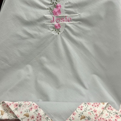 Letter I Split Flower Beautiful Monogram Machine Embroidery - Etsy