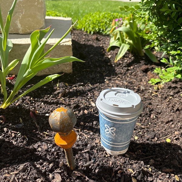 4' Garden Stakes Driveway Markers Property Marker Tree Stake FLEUR DE ...