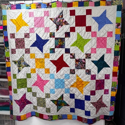Sparkling Stars Digital Quilt Pattern by Christa Watson of ...