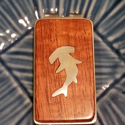 Hawaiian Koa Whale Keychain - Etsy