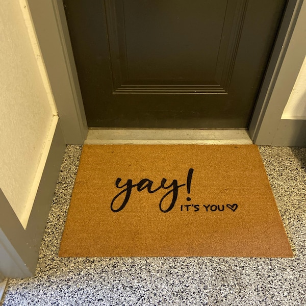 Hi Door Mat With Daisy | Cute Welcome Rug | Spring Door Mat | Daisy ...