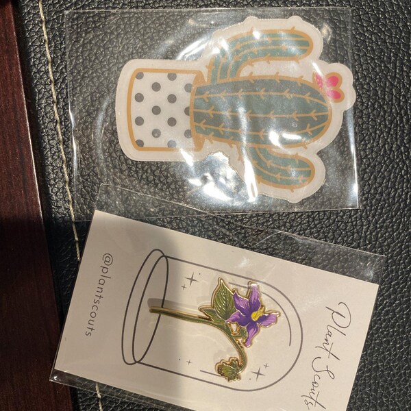 Nightshade Flower Enamel Pin Deadly Poisons Flower Nature Lover Gift ...