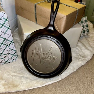 Personalized/custom Cast Iron Skillet - Etsy