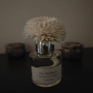 Black Matt Luxury Reed Diffuser With Flower 100ml/ Highly - Etsy