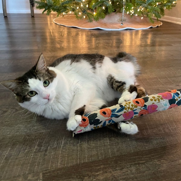 Organic Catnip Cat Toy - "the Big Kicker" - Garden Floral Print - Etsy