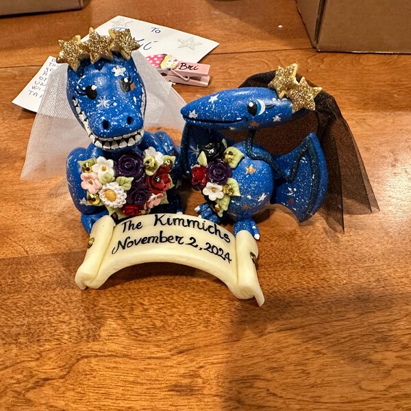 Wedding Bee Cake Topper, Bumble Bee Cake Topper, Hugging Bride and ...