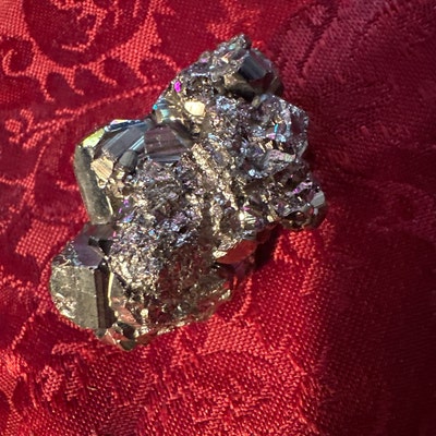 Magnesium Crystal Cluster. Magnesium Ore Specimen Stone. Size Approx. 5 ...