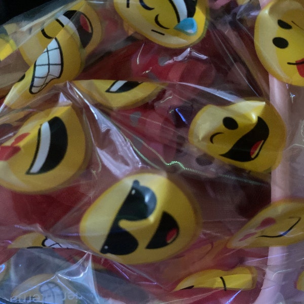 Hasbro Littlest Pet Shop Mommy/ Daddy and Baby Bunny Rabbit With ...