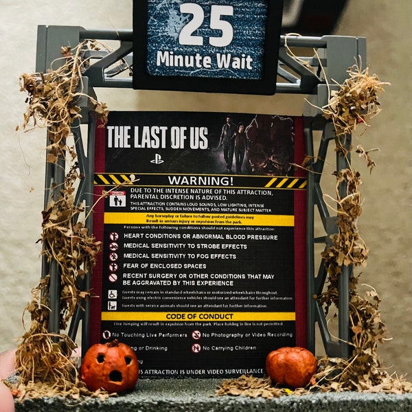 HHN House Entrance Portal Wait Sign Ornament Inspired by - Halloween ...