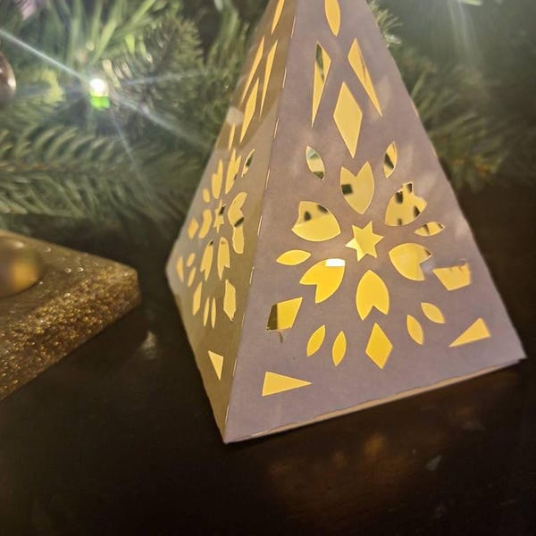 Centerpiece Decoration SVG, 3D Pyramid Lantern, Geometric Paper Model ...