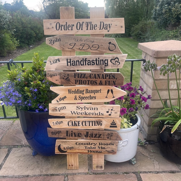 Personalised Order of the Day Wedding Sign Post. Rustic Signs ...