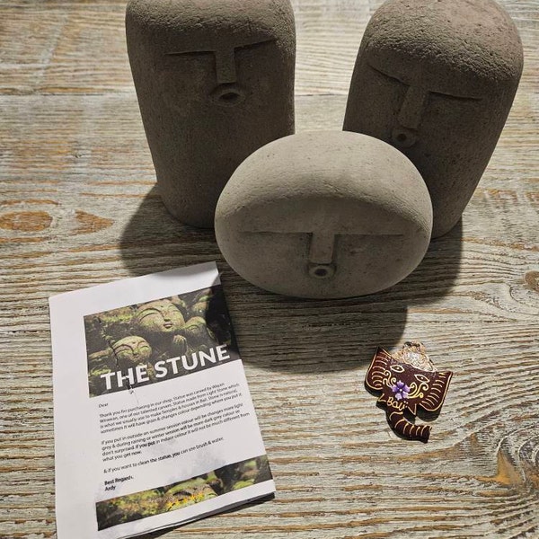 Funny Stone , Stone Face Figurine, Meme Funny Stone, Stone Carving Face ...