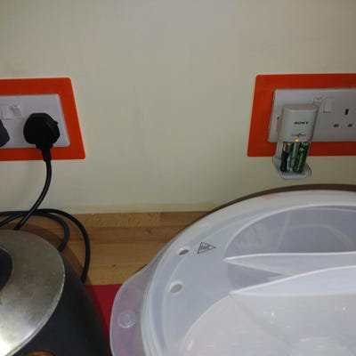 Tower of London Poppy Display Case Wall Mounted - Etsy UK