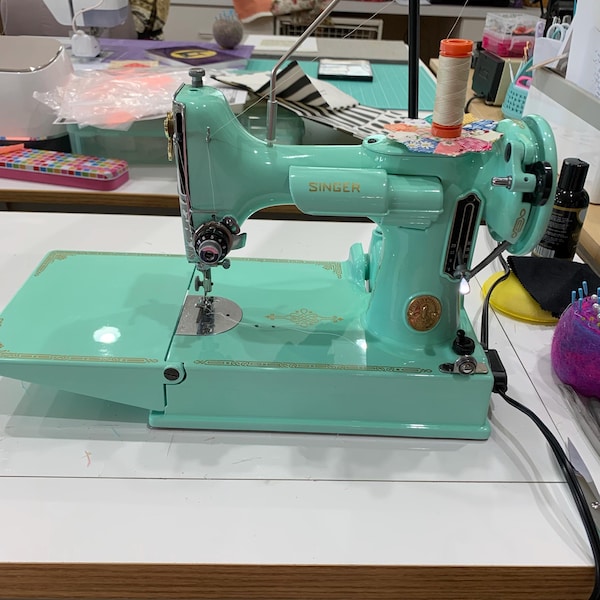 Singer Featherweight 221 Sewing Machine Custom Painted Color of Choice ...