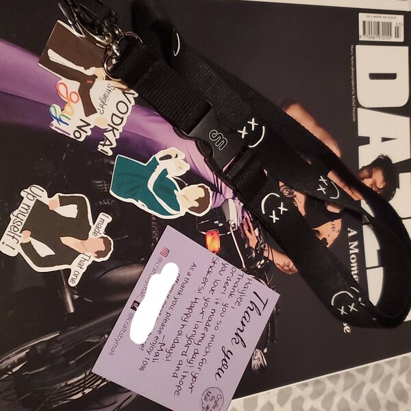 Louis Tomlinson Smiley Lanyard - Etsy