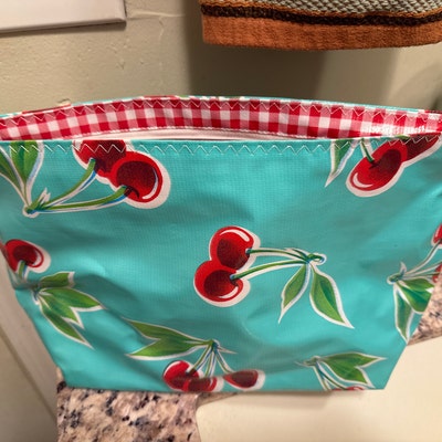 Beth's Gingham Oilcloth Car Trash Bag Hanging Receptacle Basket ...