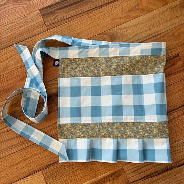 PDF Pattern - Ruffled Vendor Apron - Craft Apron - Step by Step ...