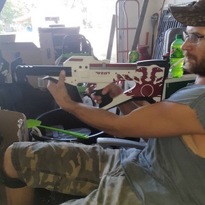 Predator Gauntlet Forearm Bomb Selfdestruction Cummunicator - Etsy