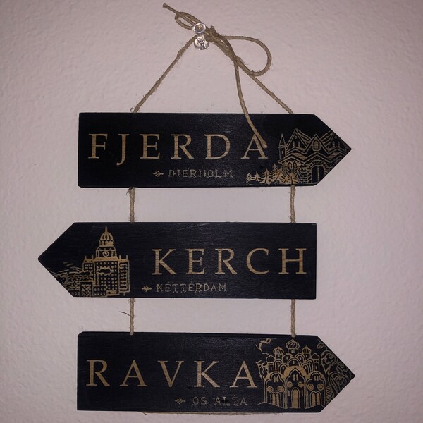 Six of Crows Wooden Signs, Handmade Wood Engraved, Inspired by the ...