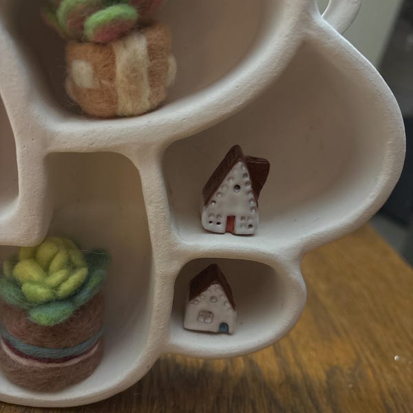 Handmade Ceramic Magnets Handmade Ceramic Brooches Refrigerator Magnets ...