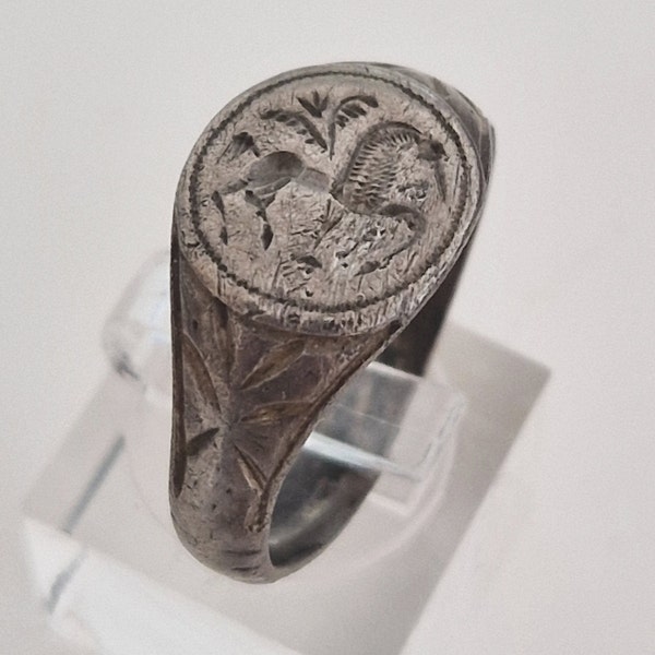 Early Islamic Oval-shaped Ring With Floral Ornament Ancient Rare Signet ...