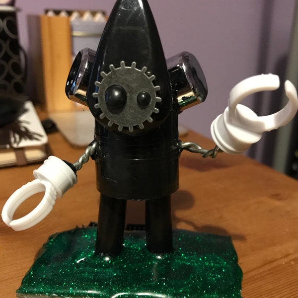 Computer Geek Robot Sculpture A Perfect Gift for Nerds and Sci-fi ...