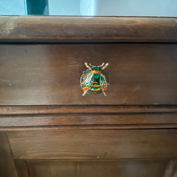 Bee Knobs Cabinet Knobs Dresser Knobs Funiture Knobs Pull / Dresser Pull / Cabinet Knobs ...