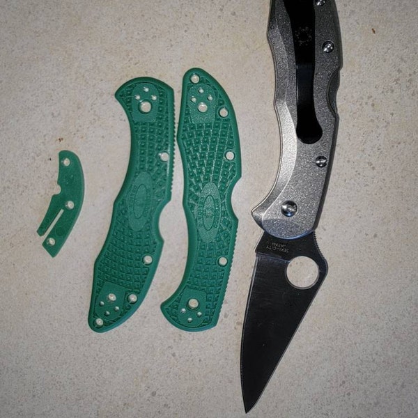 Benchmade Bugout 535 ULTEM™ Belmont Scales - Etsy