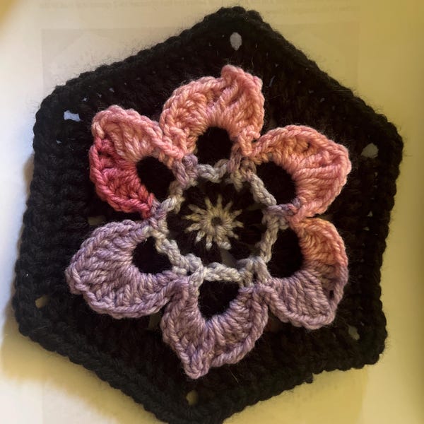 Evil Eye Hexagon Crochet Pattern, Hexagonal Granny Square Patterns, Eye ...