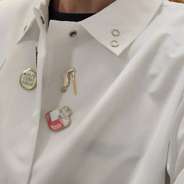 Immunitea Enamel Pin Cute Immunology Pin for Laboratory Scientist Cell ...