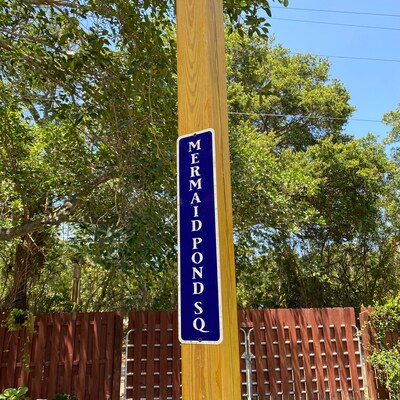 Custom Vertical Sign Vintage Design 6 Color Choices - Etsy