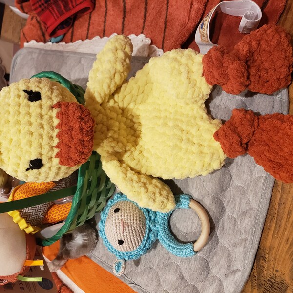 No-sew Ducky Mini Duck Snuggler Crochet PATTERN || Duck Amigurumi ...