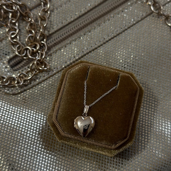 Name Personalized Heart Locket, Minimalist Personalized Gifts, Engraved ...