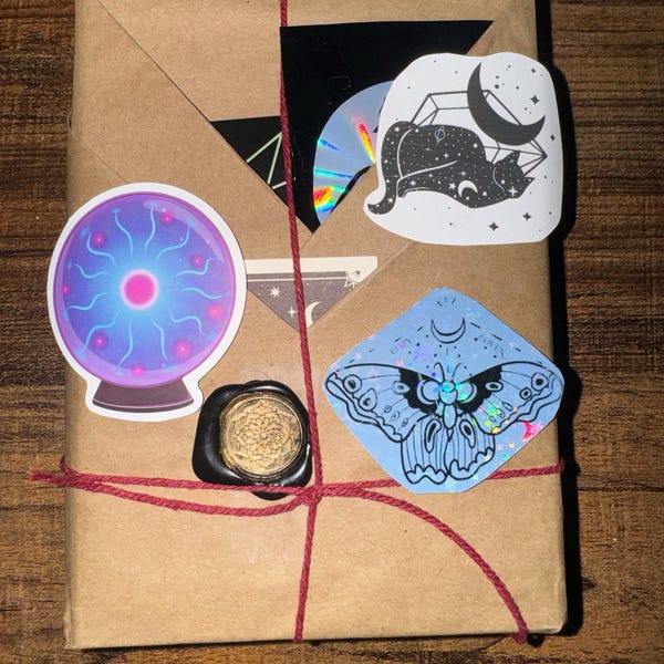 Crystalstruck Tarot - GOLD LIMITED EDITION - 78 Card Deck & Guidebook ...