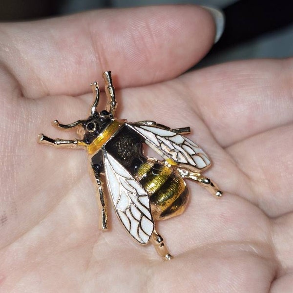 Vintage Jewelry Beautifully Detailed Realistic Enamel Bee Pin Brooch - Etsy
