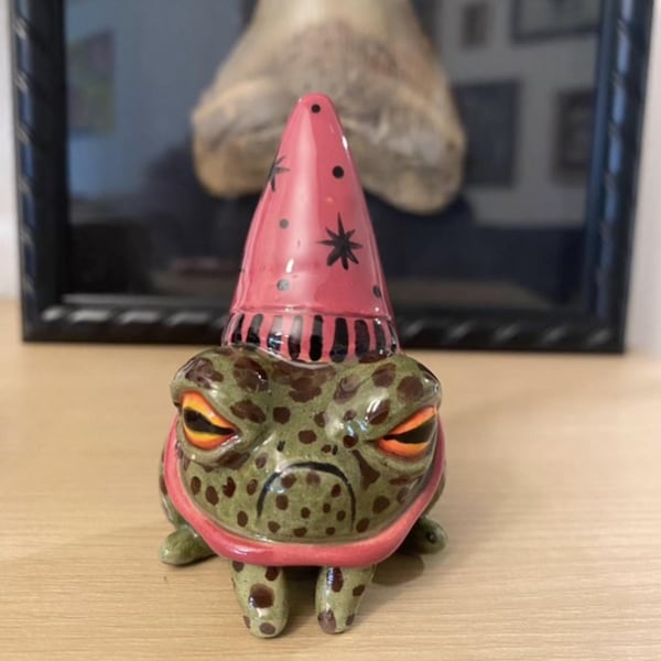 Ceramic Little Wizards Frog - Fully Sculpted and Hand-painted EXCLUSIVE ...