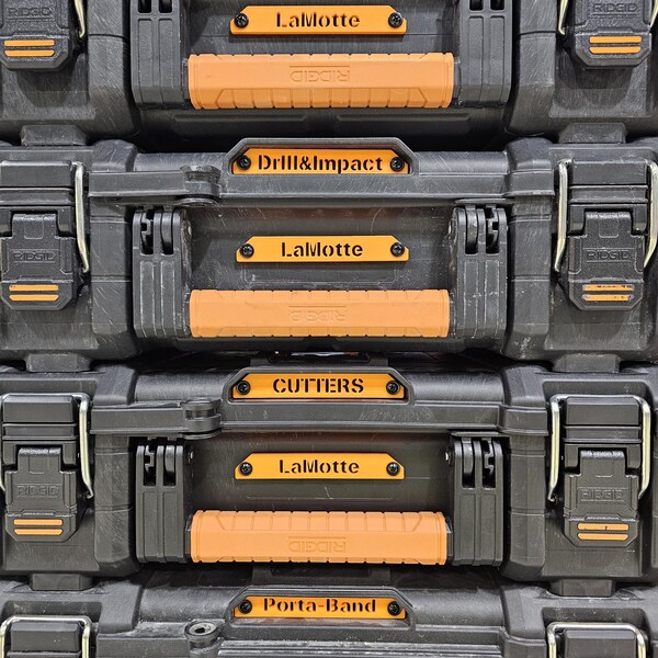 Lone Wolf Wall Companion: 3D Printed Wolf Head Wall Mount With ...