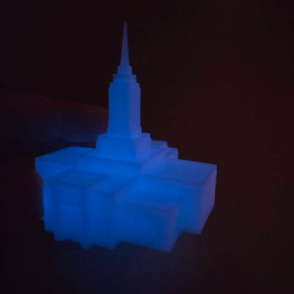 The Christus Statue - Minimalistic - 3D Printed - Low Poly - Modern ...