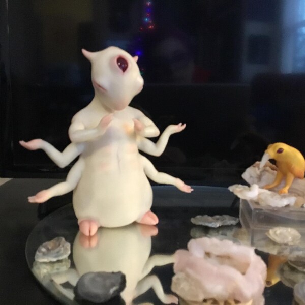 Fresno Nightcrawlers of California, Alien Statue Mythical Creatures ...