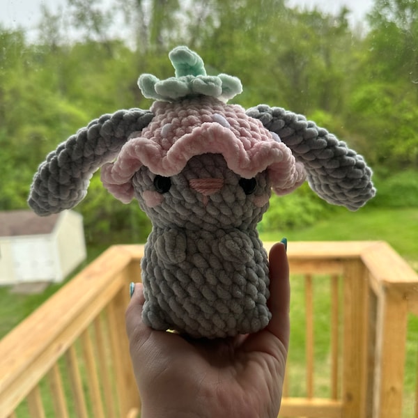 Low Sew Bunnies Wearing Hats Crochet Pattern (low Sew Bunny Crochet ...