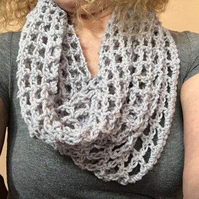 Womens Luxury Fair Isle Beanie Multicolored With Cream Accents Fox Faux ...