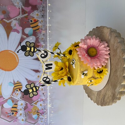 15 HONEY BEES EDIBLE Sugar Cupcake or Cake Toppers Bee Decorations for ...