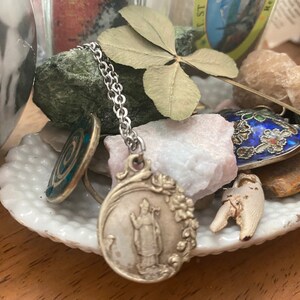 Pope Pius XII / St Cecilia Medal Kissing Depose Vintage | Etsy